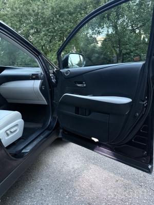 Zils Lexus RX 2010 Daugavpils, ar dzinēja tilpumu 3.50 L un nobraukumu 379 tūkst. km par 10500 €, foto 12 vietnē AUTOMOTO.COM.LV