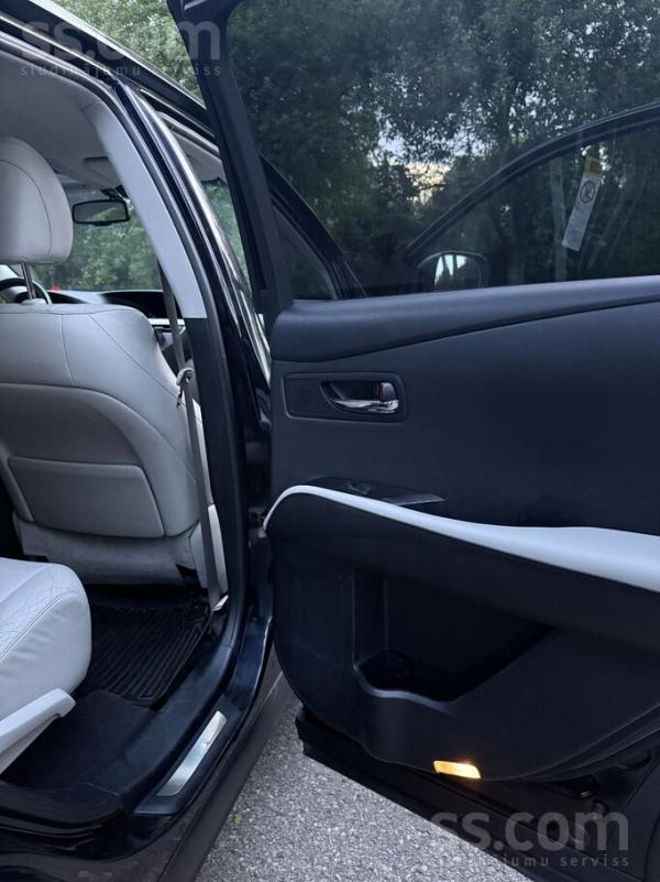 Zils Lexus RX 2010 Daugavpils, ar dzinēja tilpumu 3.50 L un nobraukumu 388 tūkst. km par 8150 €, foto 11 vietnē AUTOMOTO.COM.LV