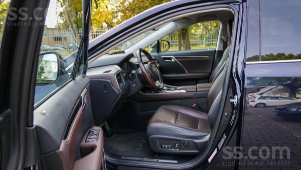 Zils Lexus RX 2016 Rīga, ar dzinēja tilpumu 3.50 L un nobraukumu 192 tūkst. km par 25950 €, foto 10 vietnē AUTOMOTO.COM.LV