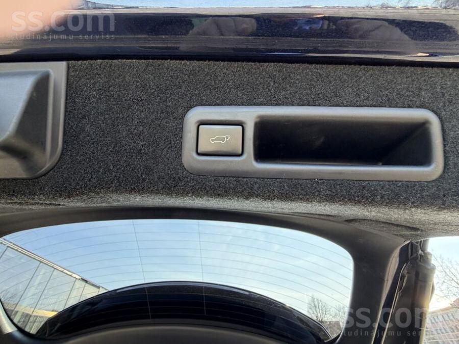 Blue Lexus RX 2017 in Riga, with an engine capacity of 3.50 L and mileage of 155 thousand km for 35900 €, photo 27 on AUTOMOTO.COM.LV