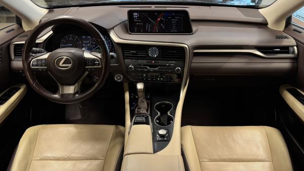 Zils Lexus RX 2018 Rīga, ar dzinēja tilpumu 2.00 L un nobraukumu 125 tūkst. km par 24900 €, foto 9 vietnē AUTOMOTO.COM.LV