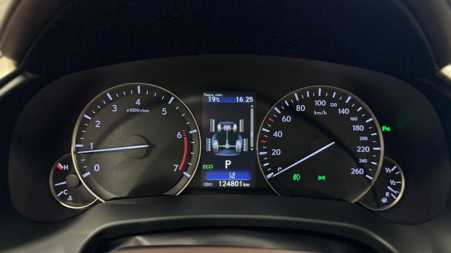 Blue Lexus RX 2018 in Riga, with an engine capacity of 2.00 L and mileage of 125 thousand km for 24900 €, photo 12 on AUTOMOTO.COM.LV