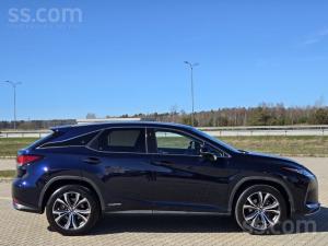 Blue Lexus RX 2021 in Jurmala, with an engine capacity of 3.50 L and mileage of 115 thousand km for 37990 €, photo 7 on AUTOMOTO.COM.LV