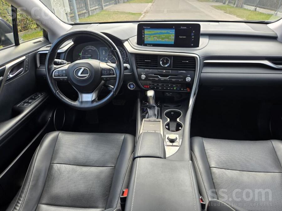 Blue Lexus RX 2021 in Jurmala, with an engine capacity of 3.50 L and mileage of 115 thousand km for 37990 €, photo 14 on AUTOMOTO.COM.LV