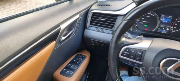 Zils Lexus RX 2022 Rīga, ar dzinēja tilpumu 3.50 L un nobraukumu 58 tūkst. km par 42500 €, foto 6 vietnē AUTOMOTO.COM.LV