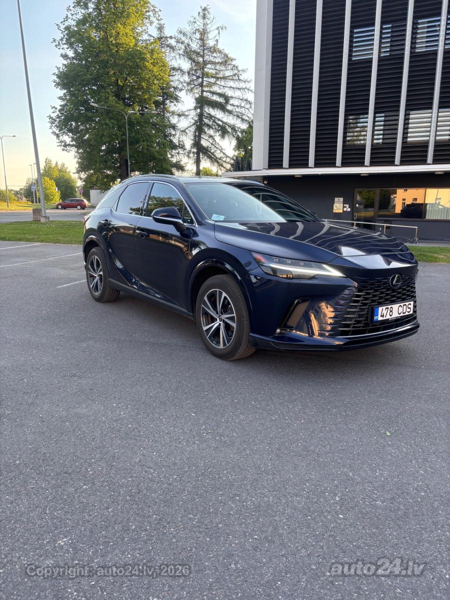 Blue Lexus RX 2023 in Johvi, with an engine capacity of 2.50 L and mileage of 39 thousand km for 56999 €, photo 1 on AUTOMOTO.COM.LV