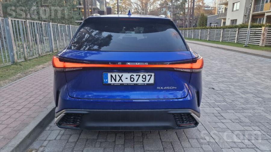 Zils Lexus RX 2023 Jūrmala, ar dzinēja tilpumu 2.50 L un nobraukumu 52 tūkst. km par 60900 €, foto 6 vietnē AUTOMOTO.COM.LV
