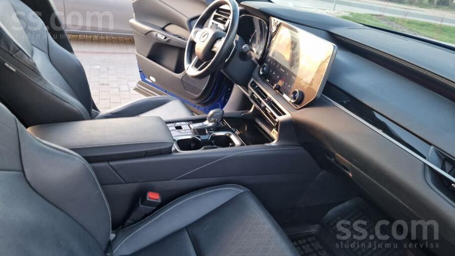 Zils Lexus RX 2023 Jūrmala, ar dzinēja tilpumu 2.50 L un nobraukumu 52 tūkst. km par 60900 €, foto 15 vietnē AUTOMOTO.COM.LV