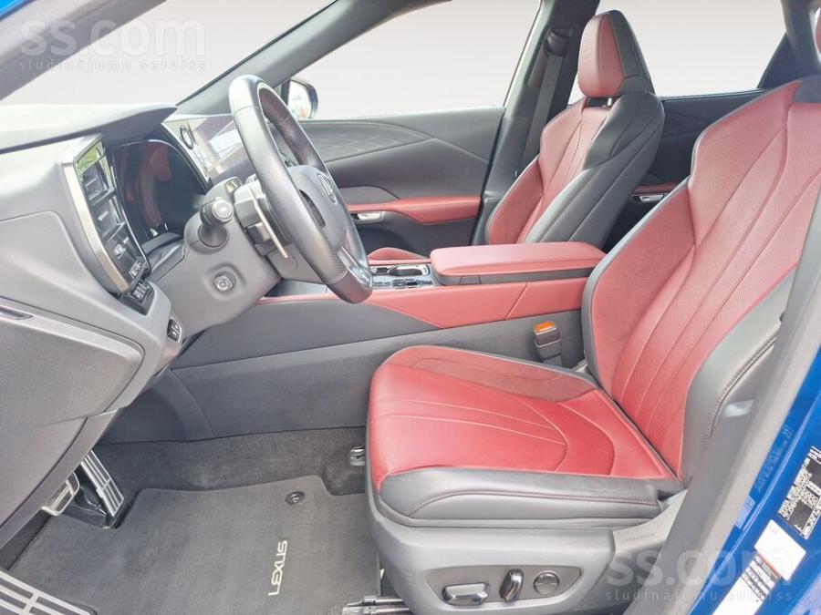 Zils Lexus RX 2023 Rīga, ar dzinēja tilpumu 2.40 L un nobraukumu 29 tūkst. km par 68900 €, foto 11 vietnē AUTOMOTO.COM.LV