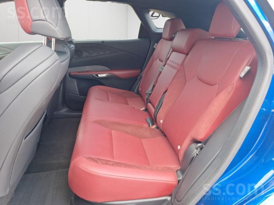 Zils Lexus RX 2023 Rīga, ar dzinēja tilpumu 2.40 L un nobraukumu 29 tūkst. km par 68900 €, foto 12 vietnē AUTOMOTO.COM.LV