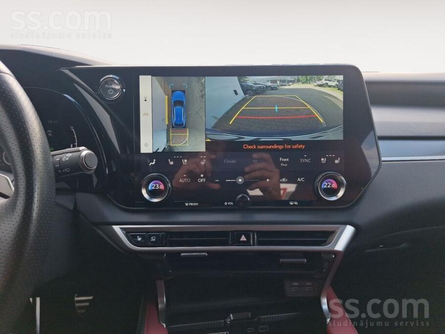 Zils Lexus RX 2023 Rīga, ar dzinēja tilpumu 2.40 L un nobraukumu 29 tūkst. km par 68900 €, foto 18 vietnē AUTOMOTO.COM.LV