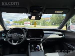 Blue Lexus RX 2024 in Riga, with an engine capacity of 2.50 L and mileage of 44 thousand km for 51900 €, photo 10 on AUTOMOTO.COM.LV