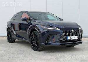 Zils Lexus RX 2024 Rīga, ar dzinēja tilpumu 2.40 L un nobraukumu 45 tūkst. km par 54700 €, foto  vietnē AUTOMOTO.COM.LV