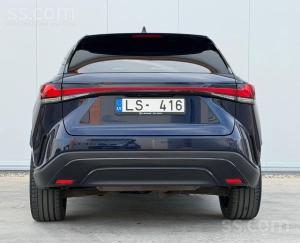 Zils Lexus RX 2024 Rīga, ar dzinēja tilpumu 2.40 L un nobraukumu 45 tūkst. km par 54700 €, foto 5 vietnē AUTOMOTO.COM.LV