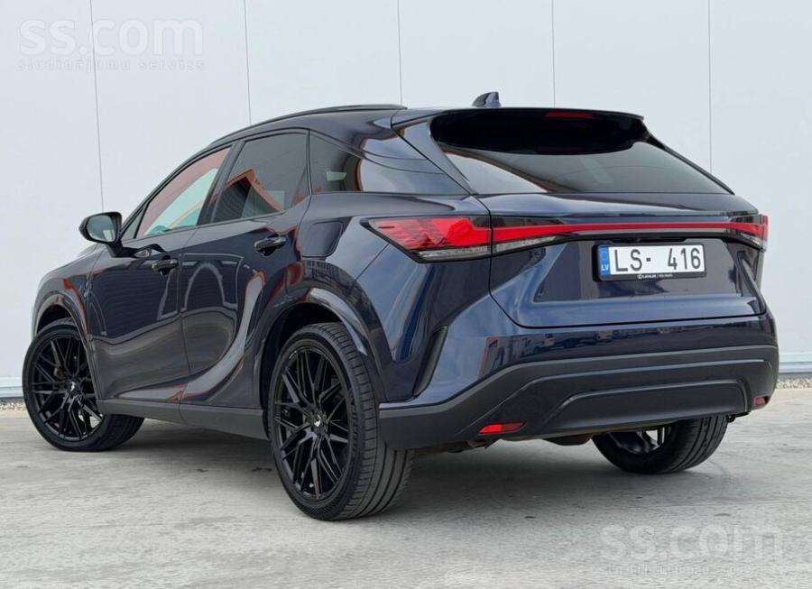 Zils Lexus RX 2024 Rīga, ar dzinēja tilpumu 2.40 L un nobraukumu 45 tūkst. km par 54700 €, foto 8 vietnē AUTOMOTO.COM.LV