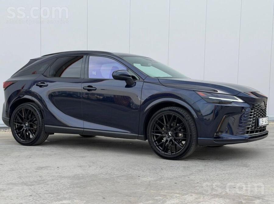 Zils Lexus RX 2024 Rīga, ar dzinēja tilpumu 2.40 L un nobraukumu 45 tūkst. km par 54700 €, foto 23 vietnē AUTOMOTO.COM.LV