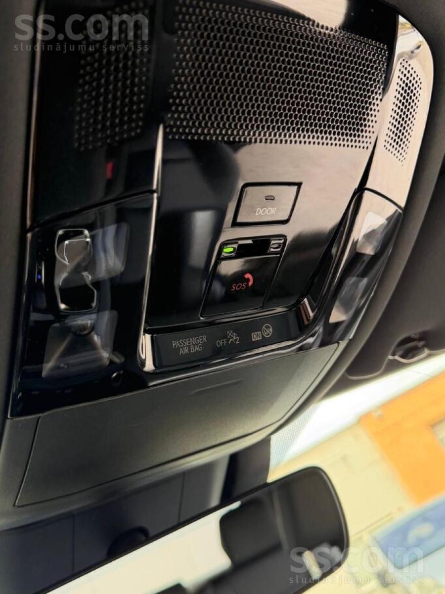Zils Lexus RX 2024 Rīga, ar dzinēja tilpumu 2.40 L un nobraukumu 45 tūkst. km par 54700 €, foto 25 vietnē AUTOMOTO.COM.LV