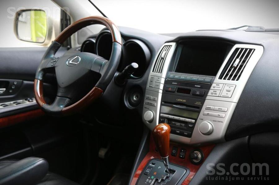 Brown Lexus RX 2003 in Riga, with an engine capacity of 3.00 L and mileage of 267 thousand km for 2995 €, photo 11 on AUTOMOTO.COM.LV