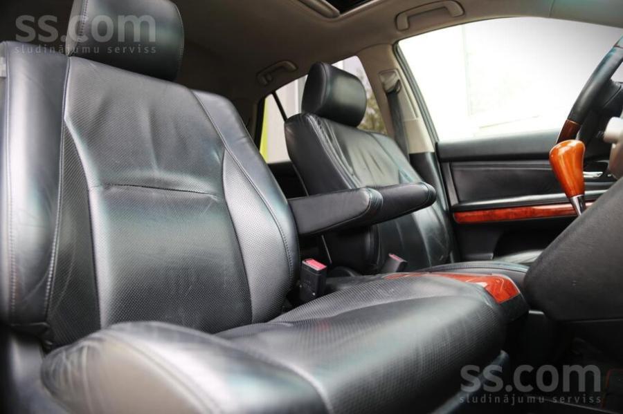 Brown Lexus RX 2003 in Riga, with an engine capacity of 3.00 L and mileage of 267 thousand km for 2995 €, photo 13 on AUTOMOTO.COM.LV