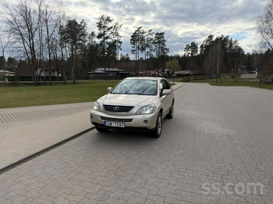 Brown Lexus RX 2007 in Riga, with an engine capacity of 3.30 L and mileage of 255 thousand km for 5350 €, photo 6 on AUTOMOTO.COM.LV