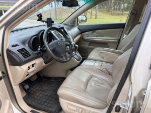 Brown Lexus RX 2007 in Riga, with an engine capacity of 3.30 L and mileage of 255 thousand km for 5350 €, photo 9 on AUTOMOTO.COM.LV