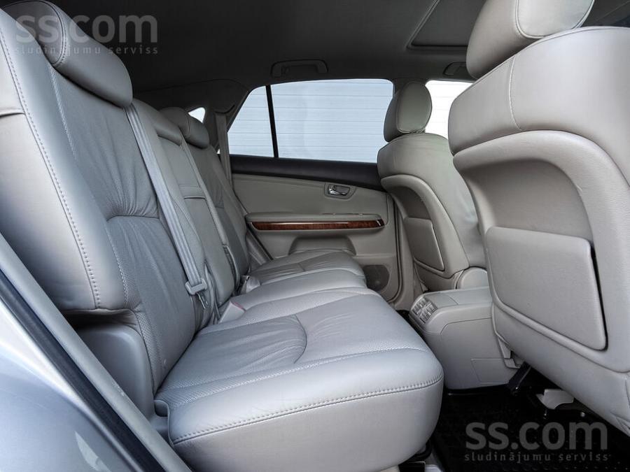 Brūns Lexus RX 2008 Rīga, ar dzinēja tilpumu 3.50 L un nobraukumu 253 tūkst. km par 4990 €, foto 18 vietnē AUTOMOTO.COM.LV