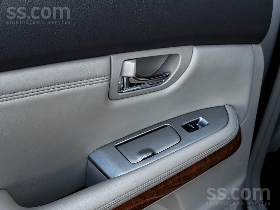 Brūns Lexus RX 2008 Rīga, ar dzinēja tilpumu 3.50 L un nobraukumu 253 tūkst. km par 4990 €, foto 28 vietnē AUTOMOTO.COM.LV