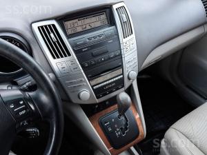 Brūns Lexus RX 2008 Rīga, ar dzinēja tilpumu 3.50 L un nobraukumu 253 tūkst. km par 4990 €, foto 29 vietnē AUTOMOTO.COM.LV