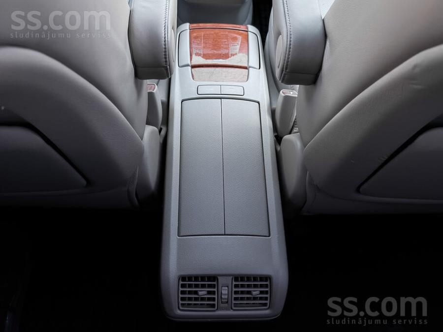 Brūns Lexus RX 2008 Rīga, ar dzinēja tilpumu 3.50 L un nobraukumu 253 tūkst. km par 4990 €, foto 33 vietnē AUTOMOTO.COM.LV