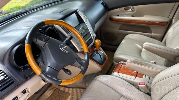 Brown Lexus RX 2008 in Riga, with an engine capacity of 4.00 L and mileage of 316 thousand km for 4750 €, photo 8 on AUTOMOTO.COM.LV