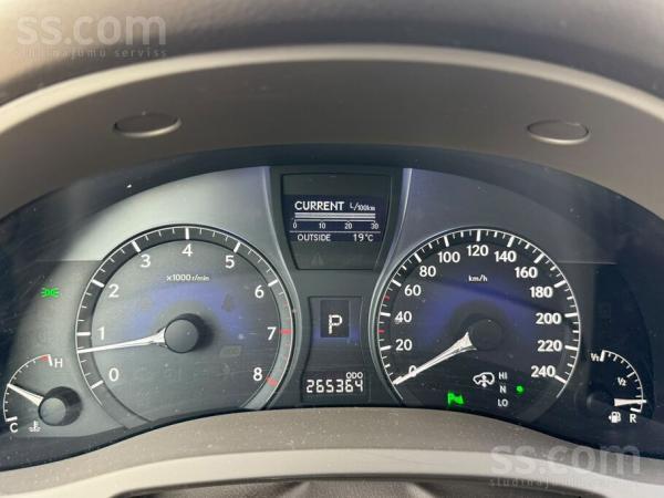 Brown Lexus RX 2009 in Riga, with an engine capacity of 3.50 L and mileage of 265 thousand km for 8100 €, photo 9 on AUTOMOTO.COM.LV