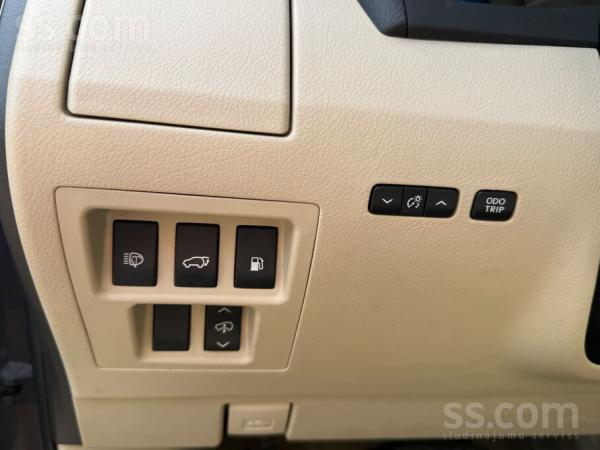 Brown Lexus RX 2009 in Riga, with an engine capacity of 3.50 L and mileage of 265 thousand km for 8100 €, photo 10 on AUTOMOTO.COM.LV
