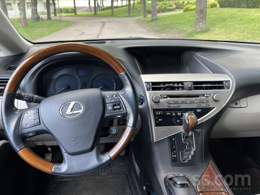 Brūns Lexus RX 2010 Rīga, ar dzinēja tilpumu 3.50 L un nobraukumu 257 tūkst. km par 9900 €, foto 6 vietnē AUTOMOTO.COM.LV
