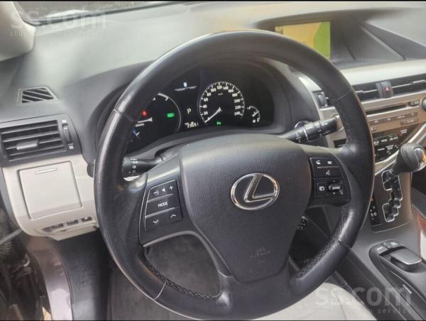 Brūns Lexus RX 2010 Rīga, ar dzinēja tilpumu 3.50 L un nobraukumu 340 tūkst. km par 10500 €, foto 5 vietnē AUTOMOTO.COM.LV