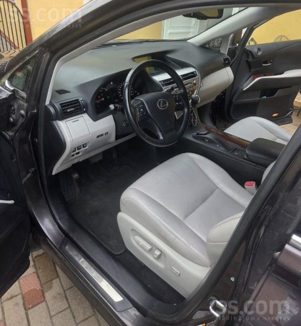 Brūns Lexus RX 2010 Rīga, ar dzinēja tilpumu 3.50 L un nobraukumu 340 tūkst. km par 10500 €, foto 6 vietnē AUTOMOTO.COM.LV