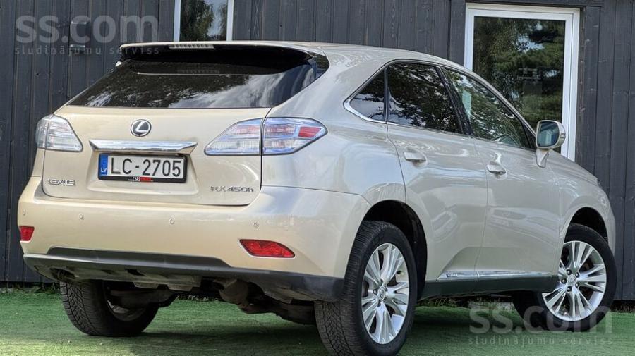Brūns Lexus RX 2010 Rīga, ar dzinēja tilpumu 3.50 L un nobraukumu 215 tūkst. km par 9500 €, foto 6 vietnē AUTOMOTO.COM.LV