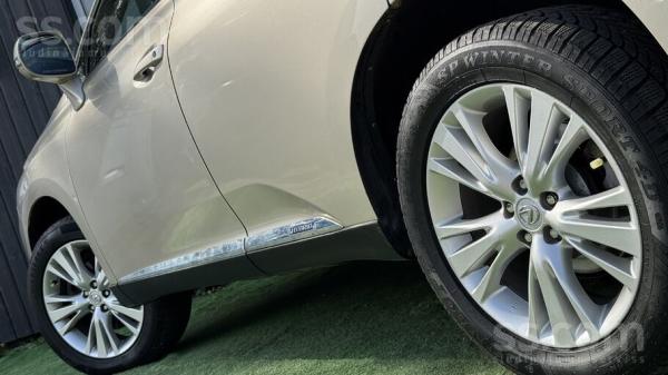 Brūns Lexus RX 2010 Rīga, ar dzinēja tilpumu 3.50 L un nobraukumu 215 tūkst. km par 9500 €, foto 6 vietnē AUTOMOTO.COM.LV