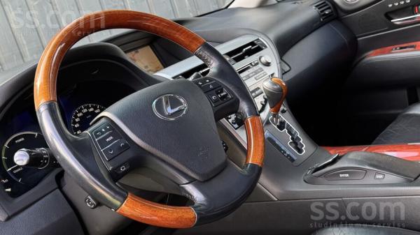 Brūns Lexus RX 2010 Rīga, ar dzinēja tilpumu 3.50 L un nobraukumu 215 tūkst. km par 9500 €, foto 10 vietnē AUTOMOTO.COM.LV