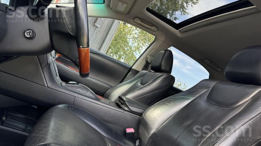 Brūns Lexus RX 2010 Rīga, ar dzinēja tilpumu 3.50 L un nobraukumu 215 tūkst. km par 9500 €, foto 13 vietnē AUTOMOTO.COM.LV