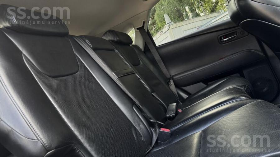 Brūns Lexus RX 2010 Rīga, ar dzinēja tilpumu 3.50 L un nobraukumu 215 tūkst. km par 9500 €, foto 15 vietnē AUTOMOTO.COM.LV
