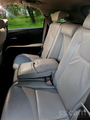 Brūns Lexus RX 2012 Rīga, ar dzinēja tilpumu 3.50 L un nobraukumu 348 tūkst. km par 9500 €, foto 8 vietnē AUTOMOTO.COM.LV
