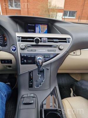 Brūns Lexus RX 2015 Liepāja, ar dzinēja tilpumu 3.50 L un nobraukumu 139 tūkst. km par 17000 €, foto 10 vietnē AUTOMOTO.COM.LV