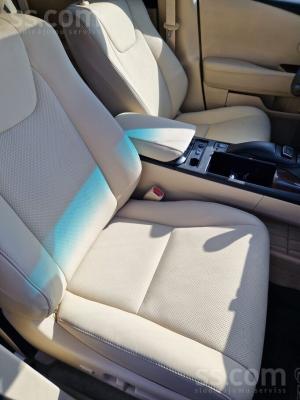 Brown Lexus RX 2015 in Riga, with an engine capacity of 3.50 L and mileage of 262 thousand km for 15800 €, photo 7 on AUTOMOTO.COM.LV