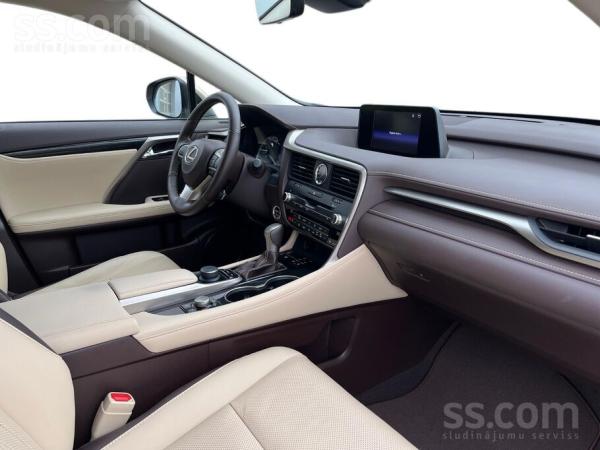 Brūns Lexus RX 2016 Rīga, ar dzinēja tilpumu 3.50 L un nobraukumu 121 tūkst. km par 25000 €, foto 6 vietnē AUTOMOTO.COM.LV