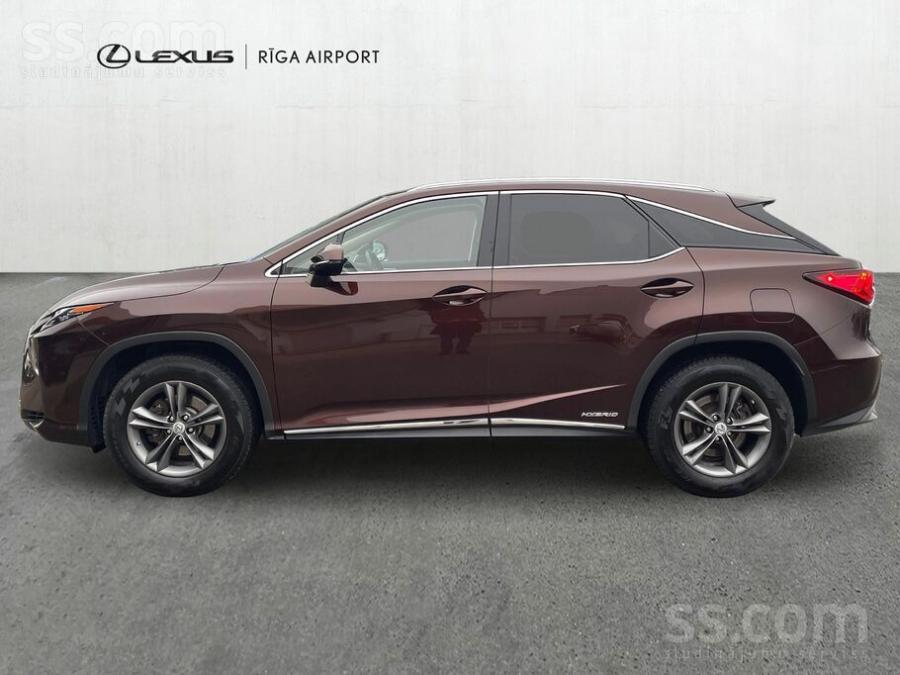 Brown Lexus RX 2018 in Riga, with an engine capacity of 3.50 L and mileage of 134 thousand km for 29000 €, photo 3 on AUTOMOTO.COM.LV