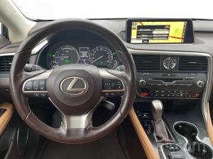 Brown Lexus RX 2018 in Riga, with an engine capacity of 3.50 L and mileage of 134 thousand km for 29000 €, photo 9 on AUTOMOTO.COM.LV