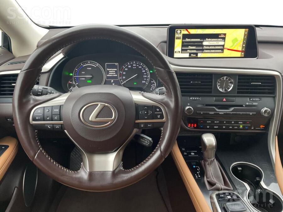Brown Lexus RX 2018 in Riga, with an engine capacity of 3.50 L and mileage of 134 thousand km for 29000 €, photo 9 on AUTOMOTO.COM.LV