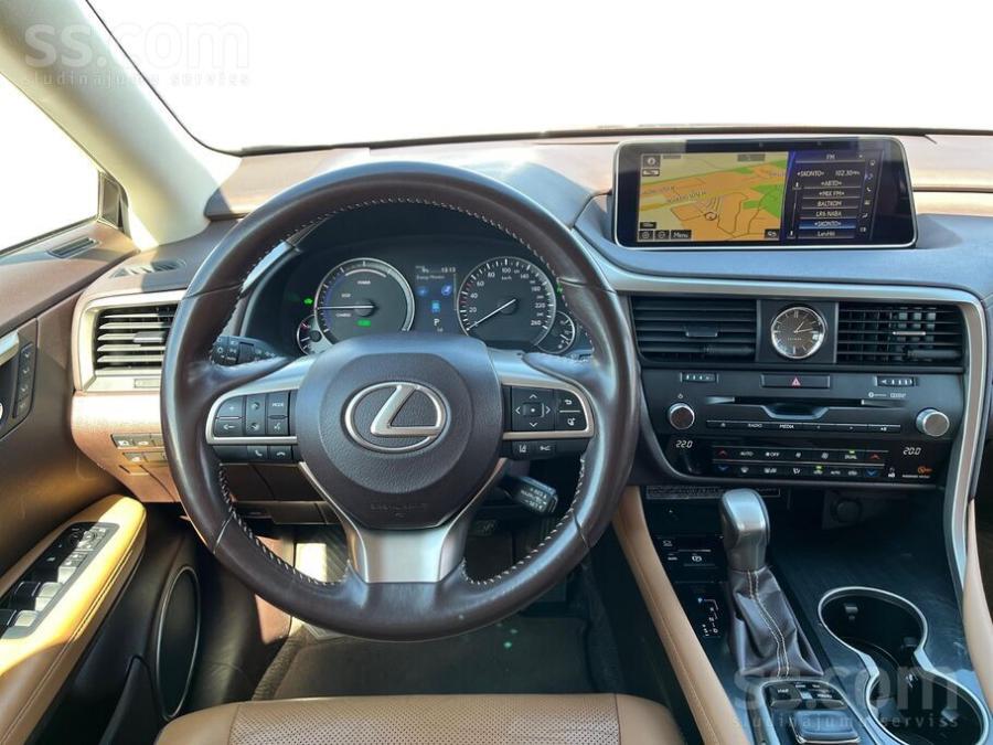 Brown Lexus RX 2019 in Riga, with an engine capacity of 3.50 L and mileage of 165 thousand km for 27200 €, photo 10 on AUTOMOTO.COM.LV