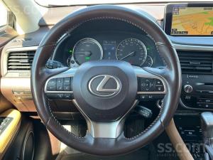 Brown Lexus RX 2019 in Riga, with an engine capacity of 3.50 L and mileage of 165 thousand km for 27200 €, photo 13 on AUTOMOTO.COM.LV