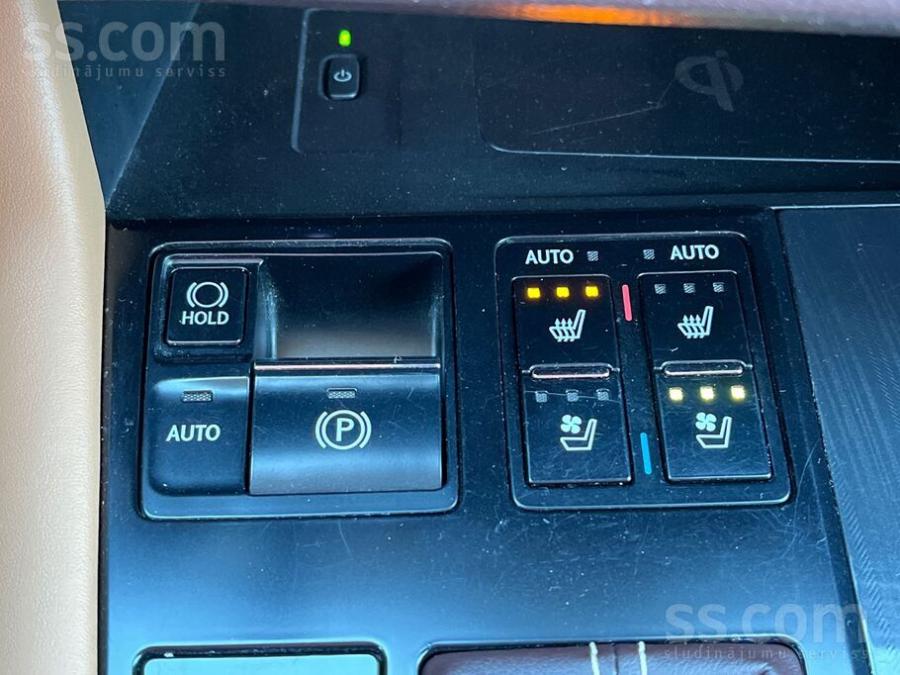 Brown Lexus RX 2019 in Riga, with an engine capacity of 3.50 L and mileage of 165 thousand km for 27200 €, photo 17 on AUTOMOTO.COM.LV